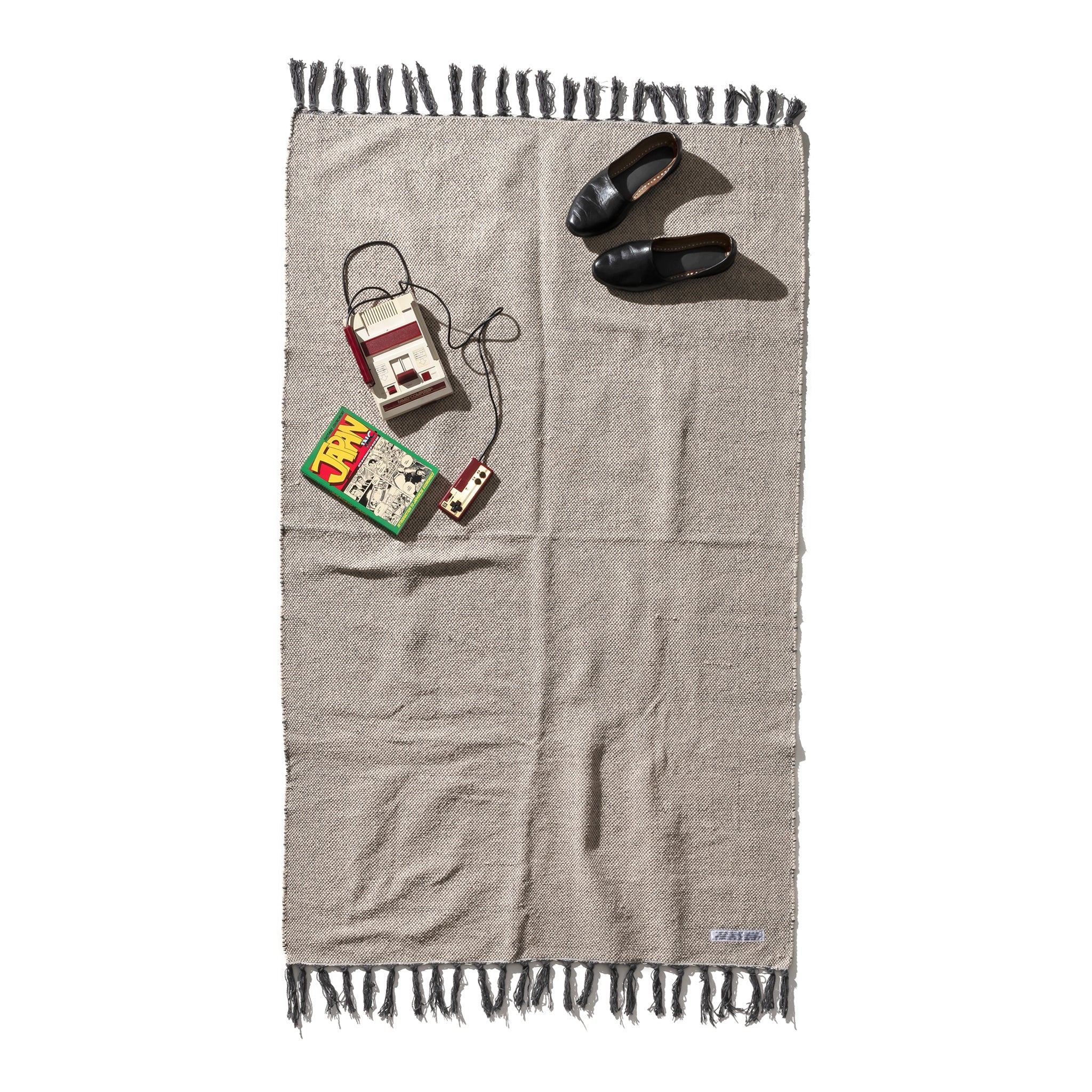 COLLEGE RUG / Ivory – PUEBCO AUSTRALIA